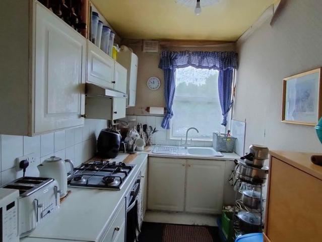 Flat share to rent