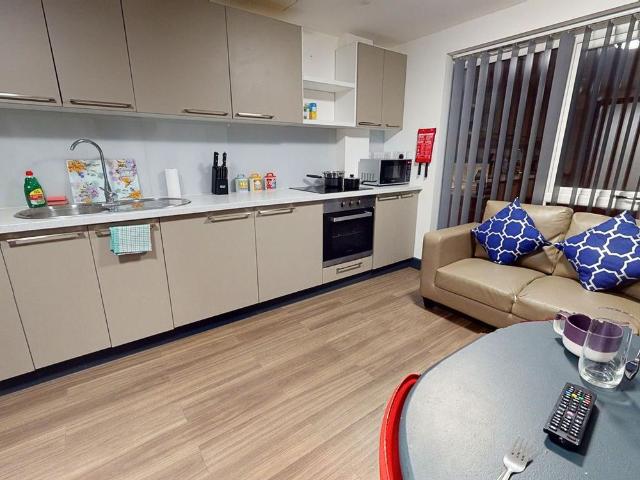 Flat share to rent