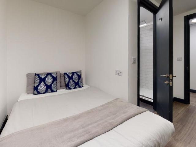 Flat share to rent