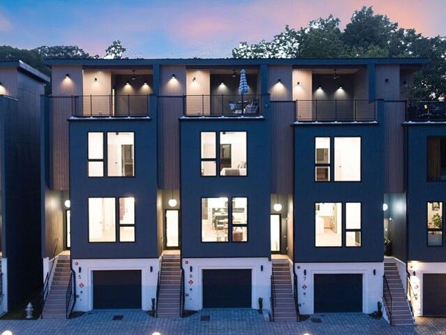 Flat Shoals Rd Se Ste,atlanta, Home For Sale