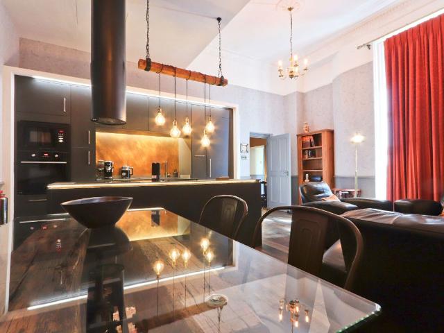 Flat, Tuscany House, Durdham Park, Bristol BS6, 2 bed flat to rent, £2,750 pcm | PrimeLocation