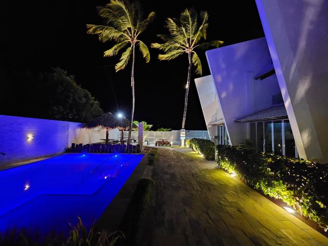 FLAT TÉRREO 101 Beira Mar da Praia de Maria Farinha. Bloco Residence LocarHouse