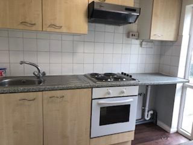 Flat to let West Bromwich