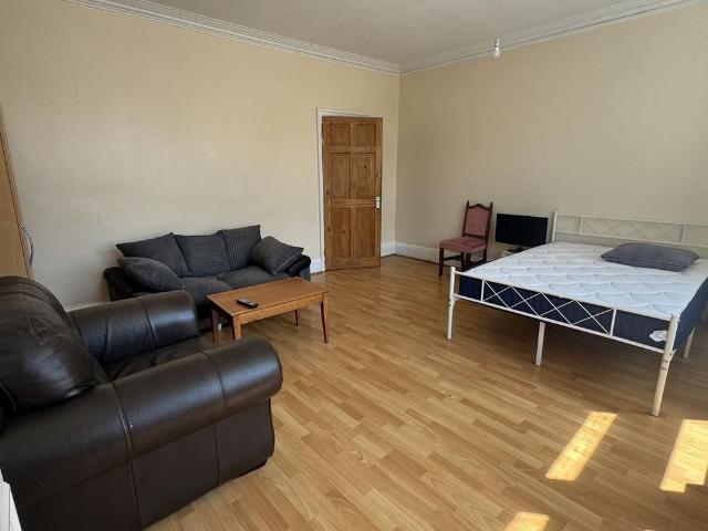 Flat to rent