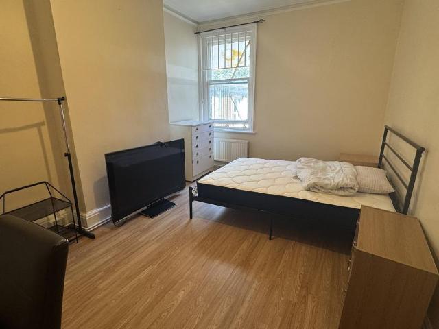 Flat to rent