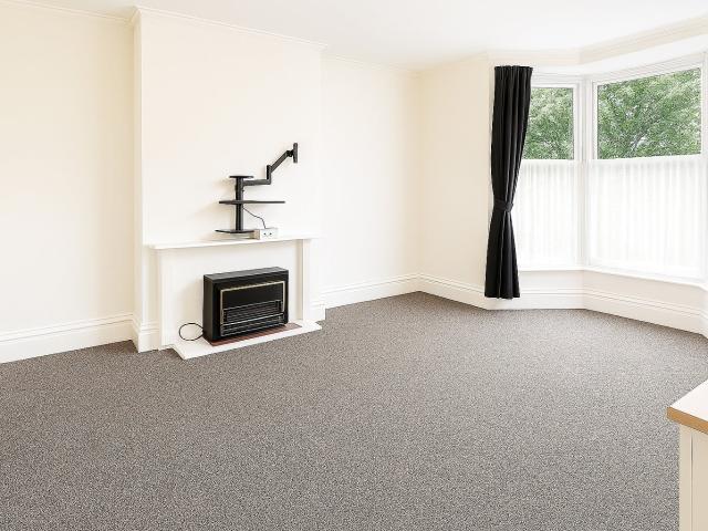 Flat to rent