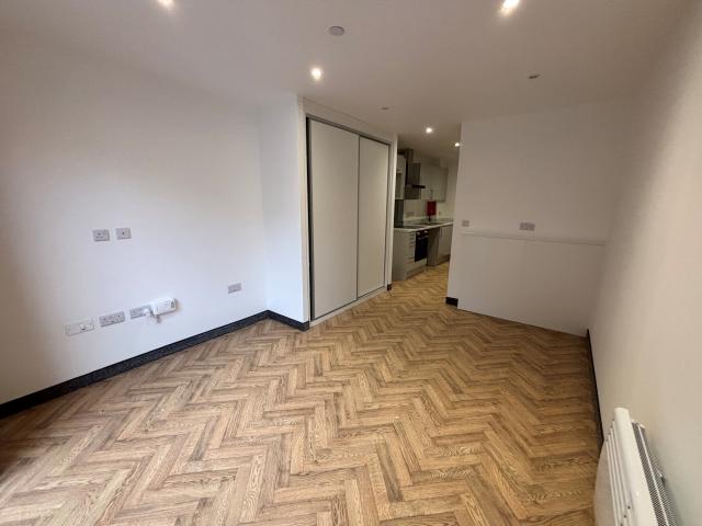 Flat to rent
