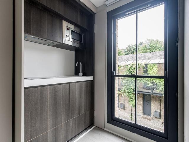 Studio to rent