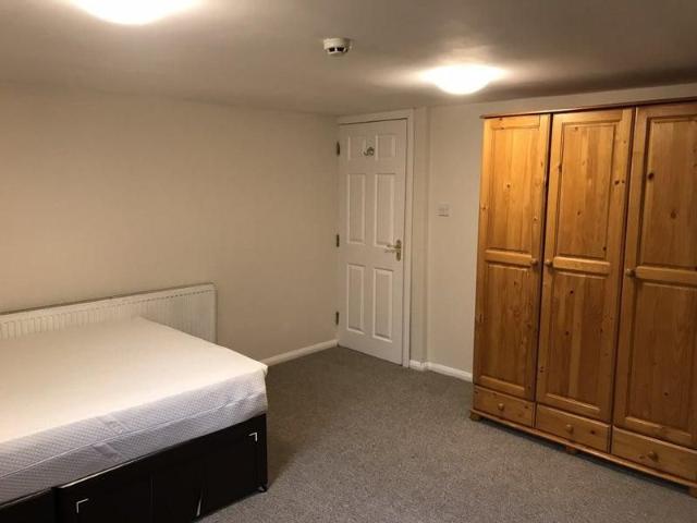 Flat to rent