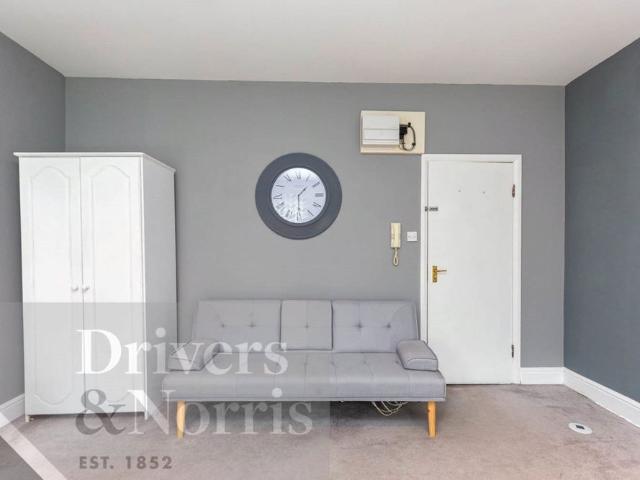 Flat to Rent