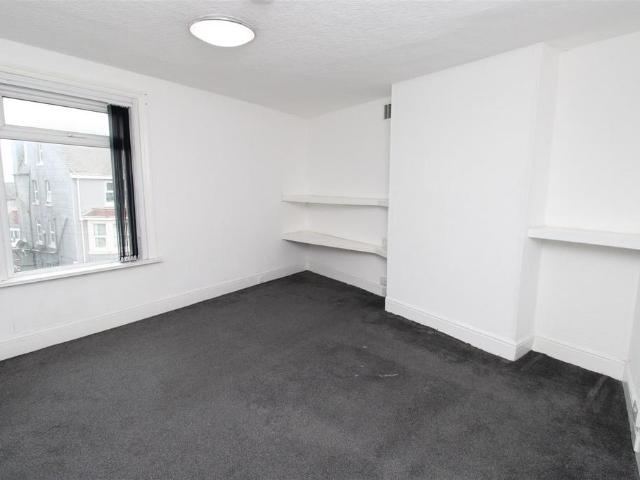 Flat to rent