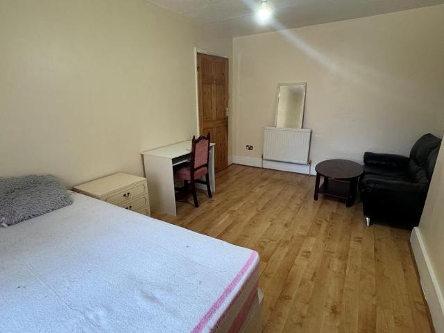 Flat to rent