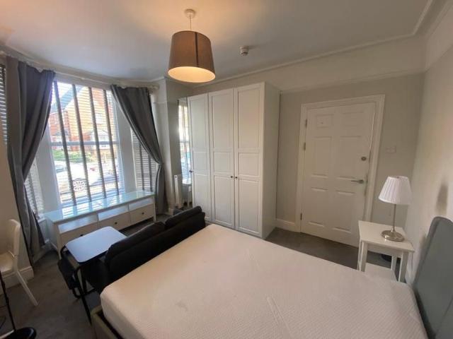 Flat to rent