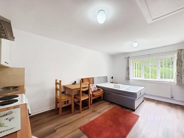Flat to rent