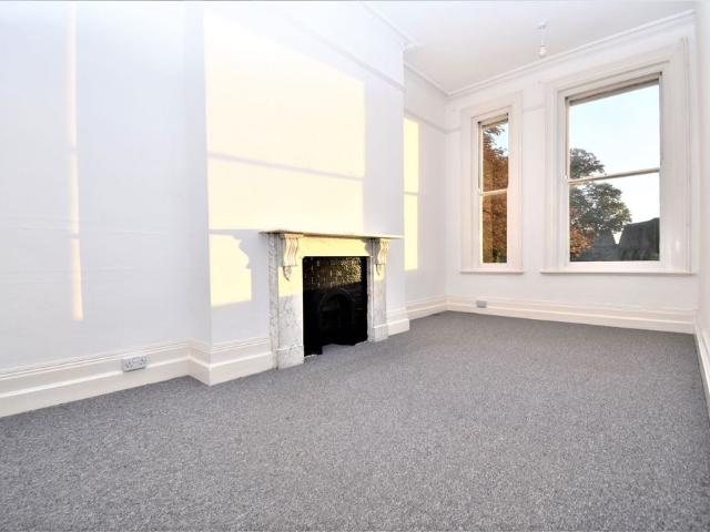 Flat to rent Castle Hill, Rochester, ME1