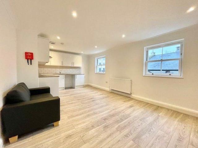 Flat to rent Besson Street, New Cross, SE14