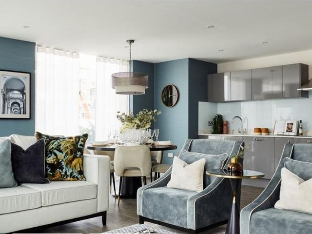 Flat to rent Brewers Square, Dartford, DA1