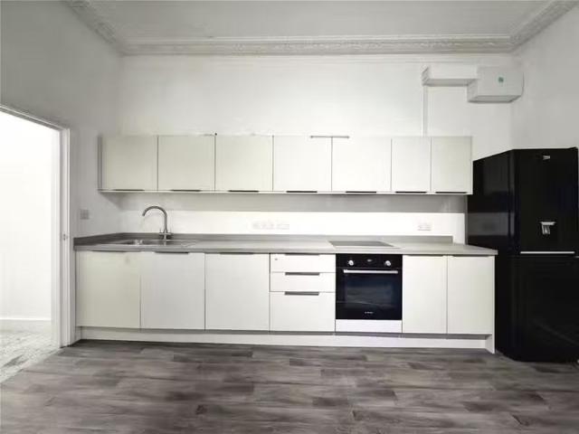 Flat to rent, Frant Road, Tunbridge Wells, TN2 £900 pcm