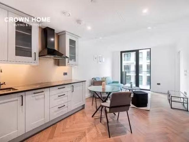 Flat to rent in 1 Merino Gardens, London Dock E1W