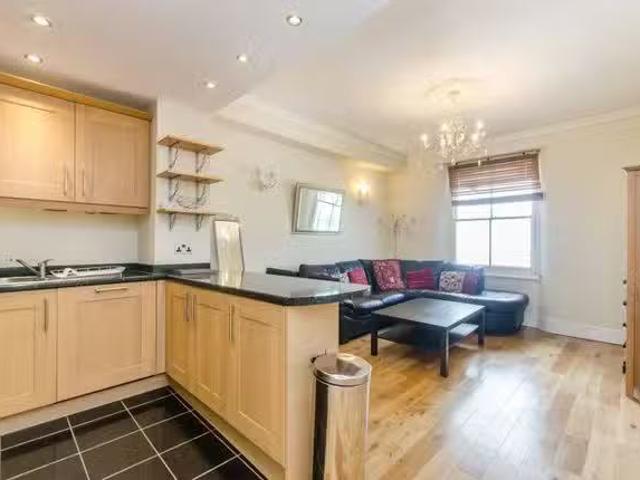 Flat to rent in Collingham Place, South Kensington, London SW5