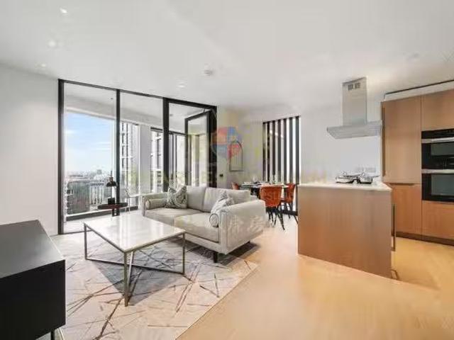 Flat to rent in Apartment, Nine Elms Lane, London SW8