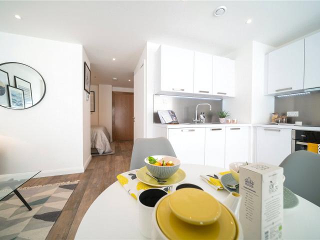 Flat to Rent in Berkshire Queen Street MAL160465