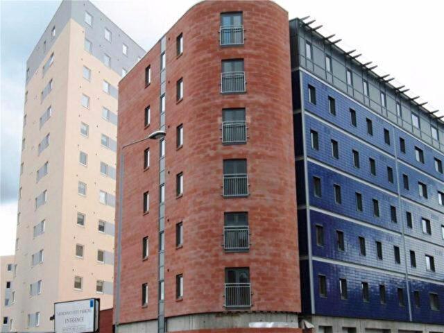 Flat To Rent In Blackfriars Road, Merchant City, Glasgow, G1