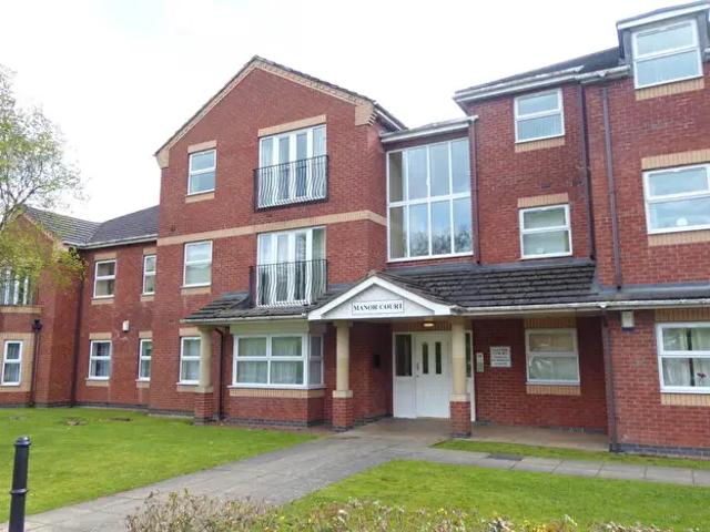 Flat To Rent In Groby Road, Leicester, LE3