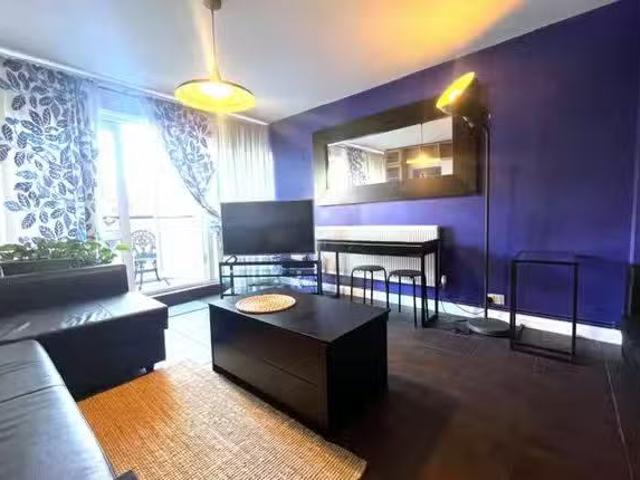 Flat to rent in Doric Way, London NW1