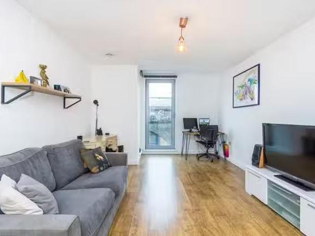 Flat to rent in Emily Duncan Place, London E7