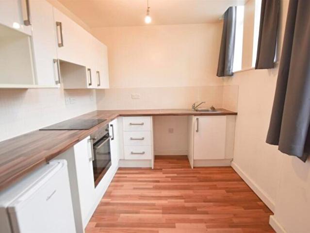 Flat To Rent In Erskine Street, Leicester, LE1
