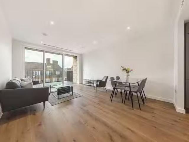 Flat to rent in Fisherton Street, London NW8