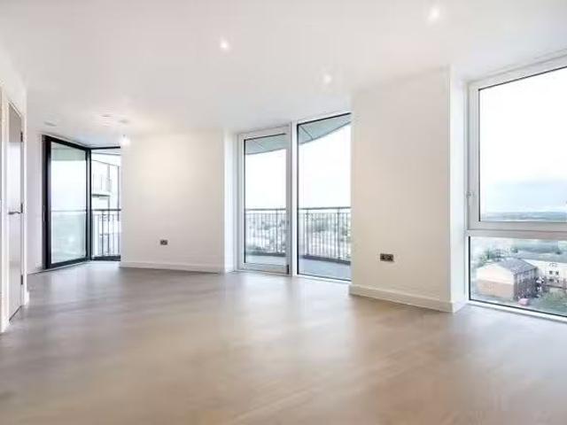 Flat to rent in Oculus House, 16 48 Cambridge Road, Barking, E.