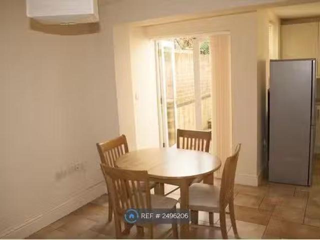 Flat to rent in London Place, Oxford OX4