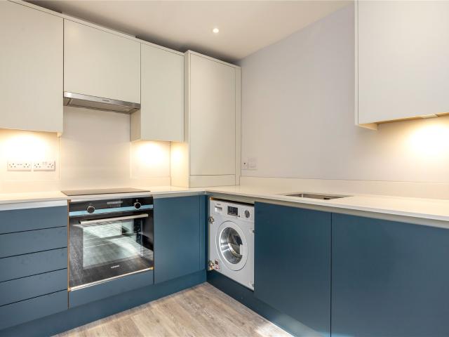 Flat to Rent in Maidenhead West Street PML160261