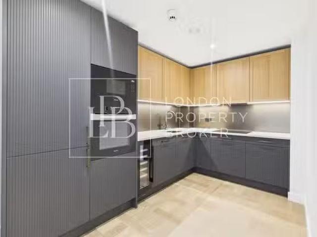 Flat to rent in Merino Gardens, London E1W