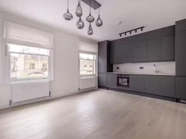 Flat to rent in Portnall Road, London W9