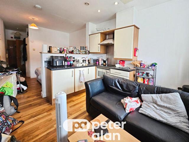 Flat To Rent In Portland House, Swansea, SA1