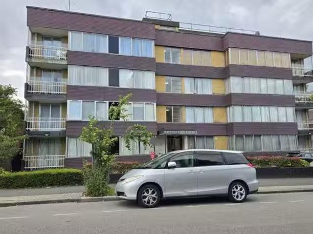 Flat to rent in Ravenscroft Court, Ravenscroft Avenue NW11