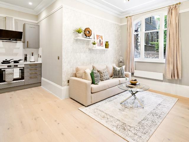 Flat to Rent in Reading The Forbury PRL260124