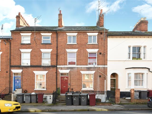 Flat to Rent in Reading Waylen Street PRL170077