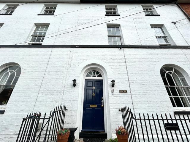 Flat to Rent in Reading Coley Hill PRL250354