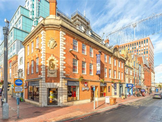 Flat to Rent in Reading Station Road PRL250239