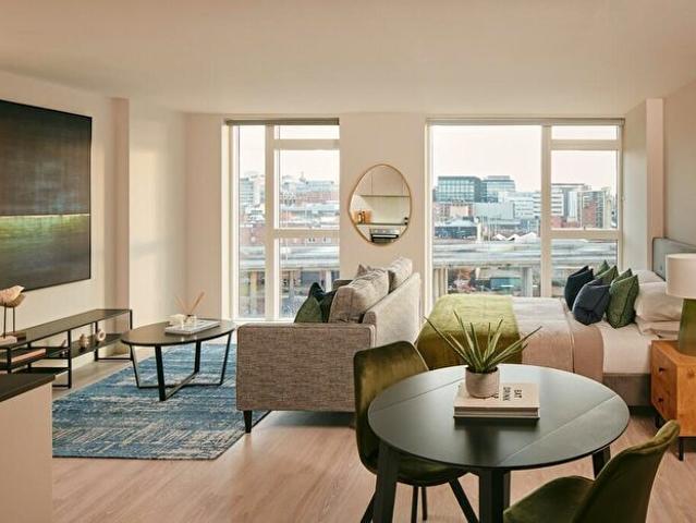 Flat To Rent In Warroch Place, Glasgow, G3