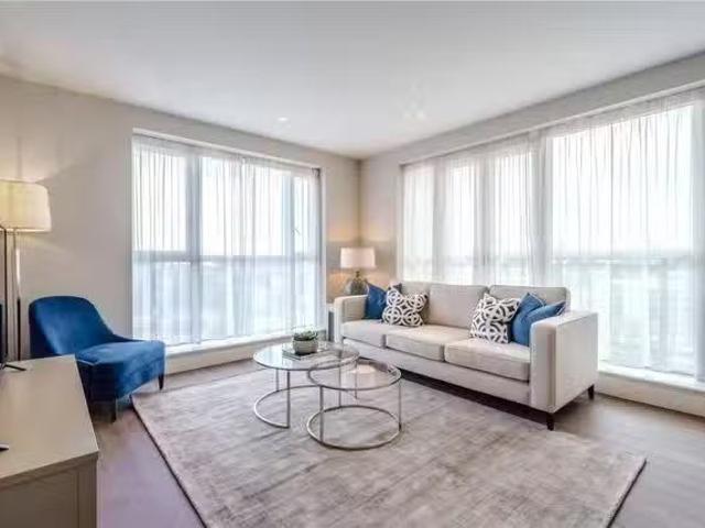 Flat to rent in Westferry Circus, London E14