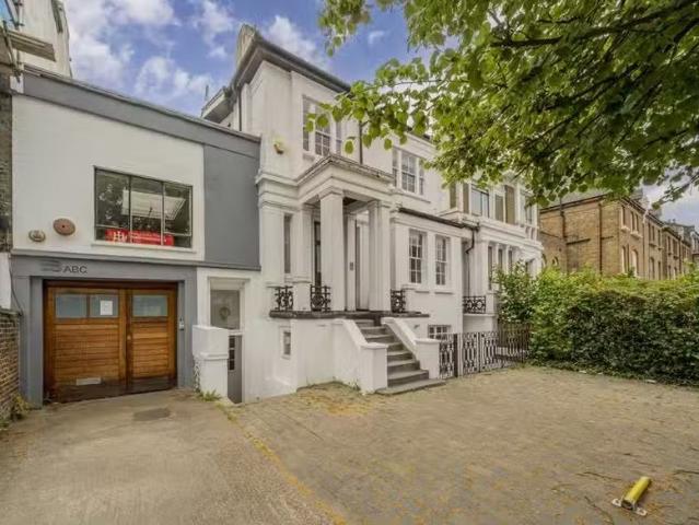 Flat to rent in Tollington Park, London, N4 Ref 205517