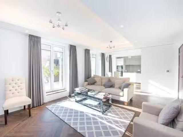 Flat to rent in Tufton Street, Westminster, London SW1P