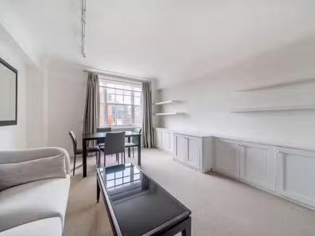 Flat to rent in Turks Row, Sloane Square, London SW3