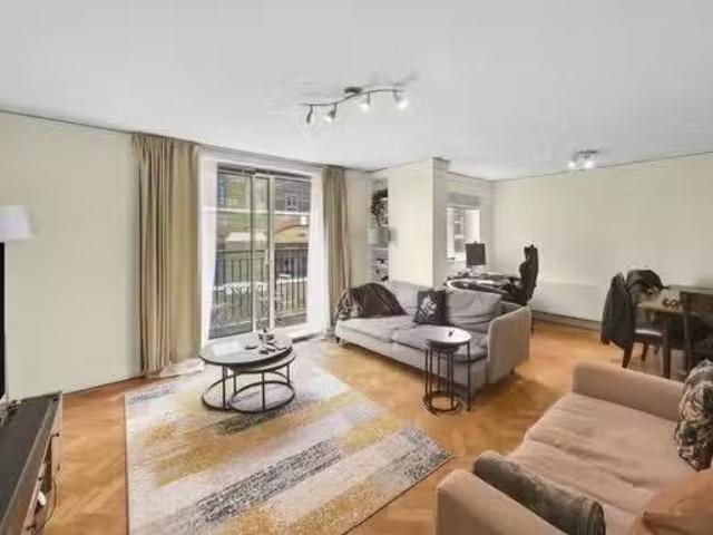 Flat to rent in Victoria Street, Westminster SW1H