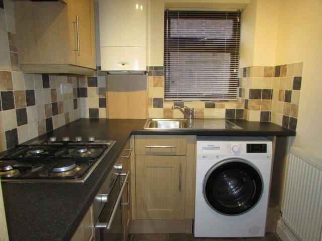Flat to rent on